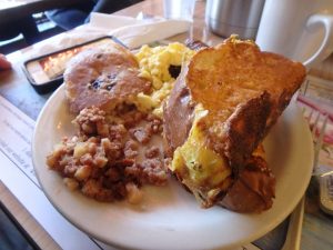 Breakfast Done Right at Old Hamlin Restaurant - Review - ItsMeAnne.com