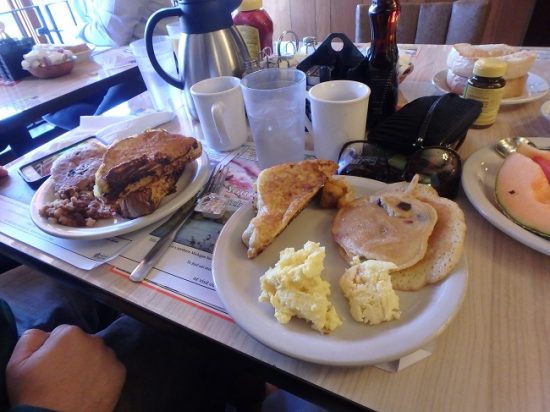 Breakfast Done Right at Old Hamlin Restaurant - Review - ItsMeAnne.com